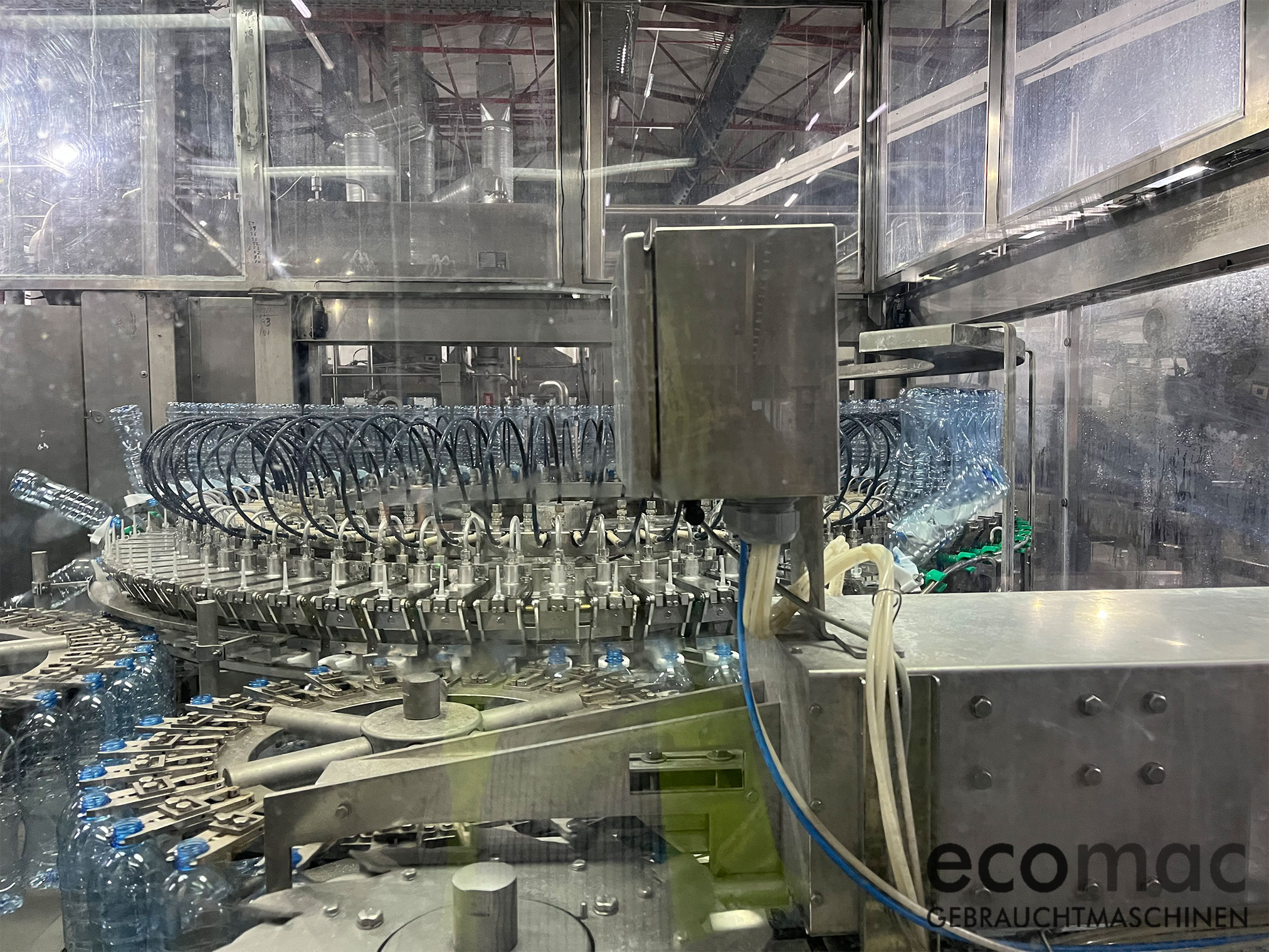 Used filling line for non-returnable PET bottles # 10-24123 - ecomac